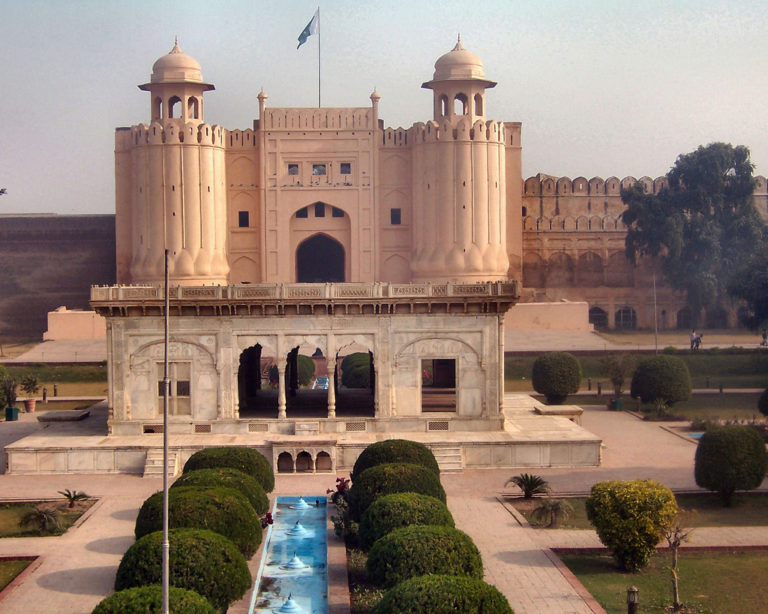 Historical Places in Pakistan - List of The Top Famous landmarks